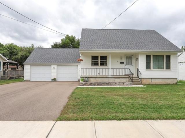 39 High St, Corning, NY 14830