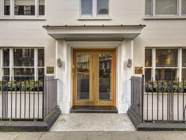 39 Hill Street, London W1J, 2 bed flat to rent, £5,633 pcm | PrimeLocation