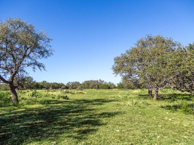 39 Hunt, TX 78024 | MLS #124127