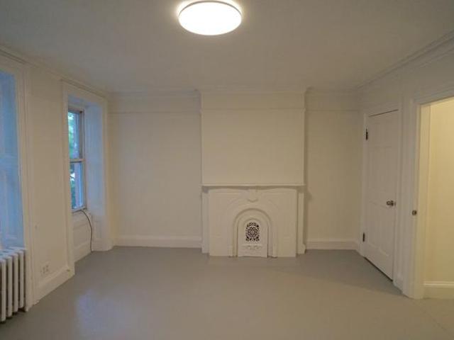 39 Irving Pl 2, New York, NY
