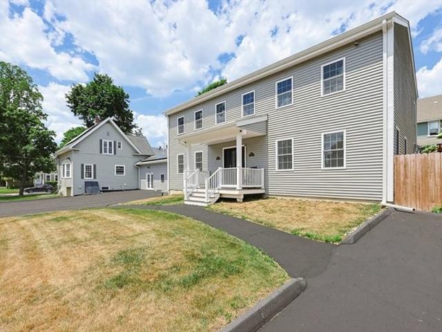 39 Johnston Ave Unit 3, Northbridge, MA 01588