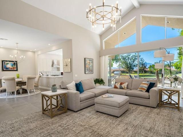 39 LA Costa Dr, Rancho Mirage, CA 92270