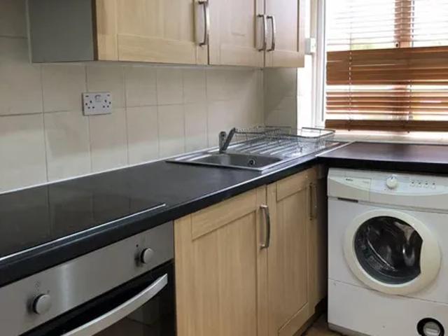 39 Linacre Road, Willesden Green, London, NW2 5AY, United Kingdom | 3 bed house for rent #140657168 | Rentberry