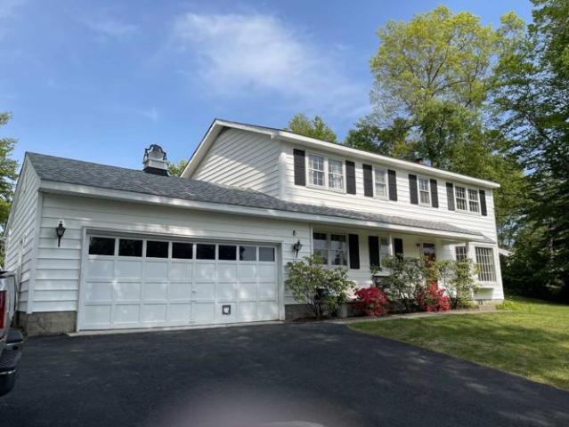 39 Lincoln Dr, Poughkeepsie, NY 12601