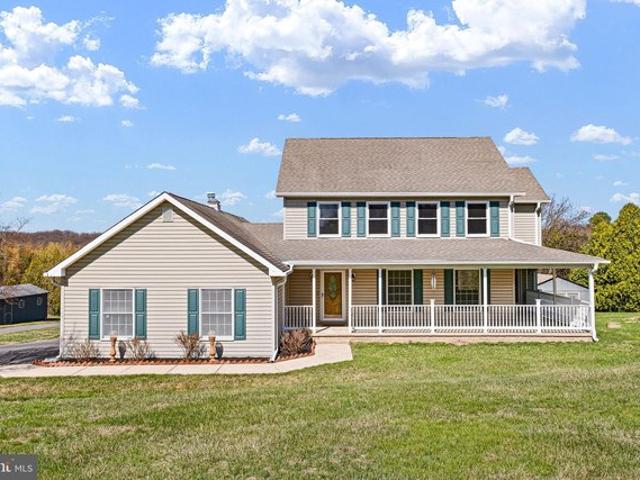 39 Long Dr, Elkton, MD 21921