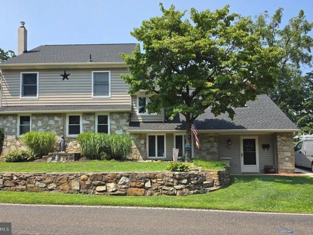 39 Lower Morrisville Rd, Fallsington, PA 19054