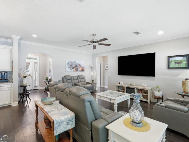 39 Magnolia Bluff Drive