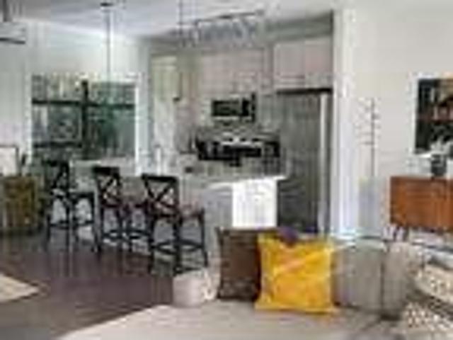 39 Moda Ln, Atlanta, GA 30316