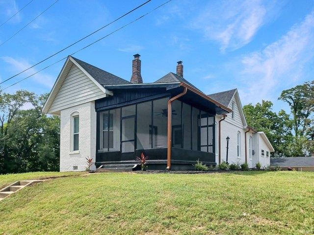 39 N 275 Rd W, Princeton, IN 47670