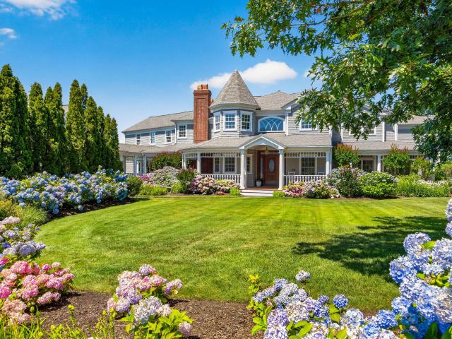 39 Naushon Road S