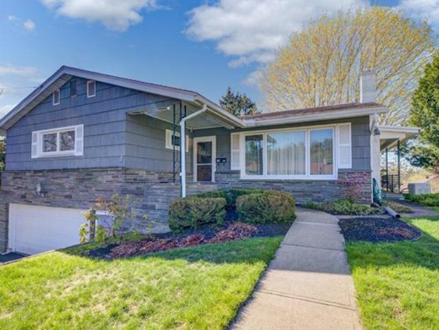 39 Northern Ter, Gloversville, NY 12078