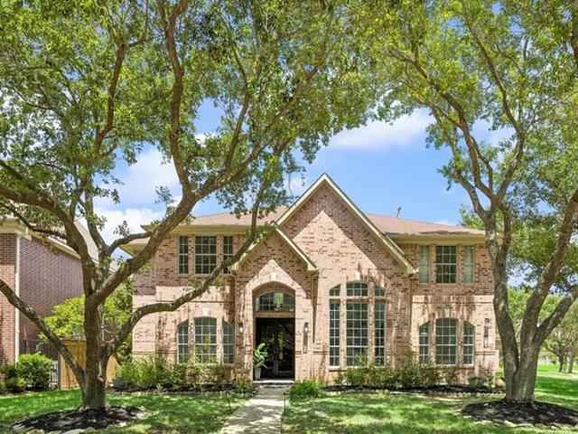 39 Oakmere Pl, Sugar Land, TX 77479