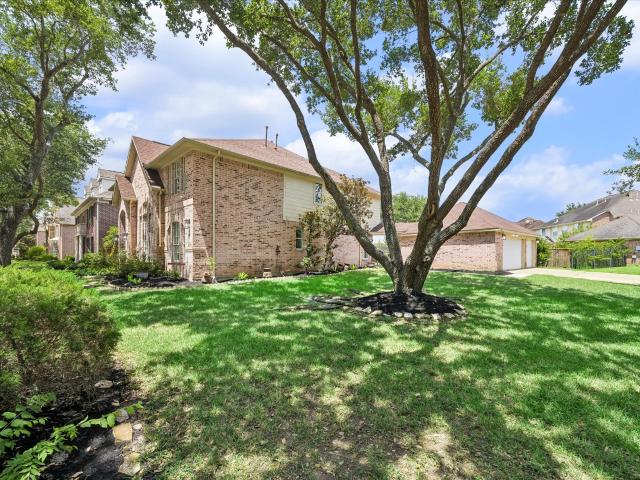 39 Oakmere Place