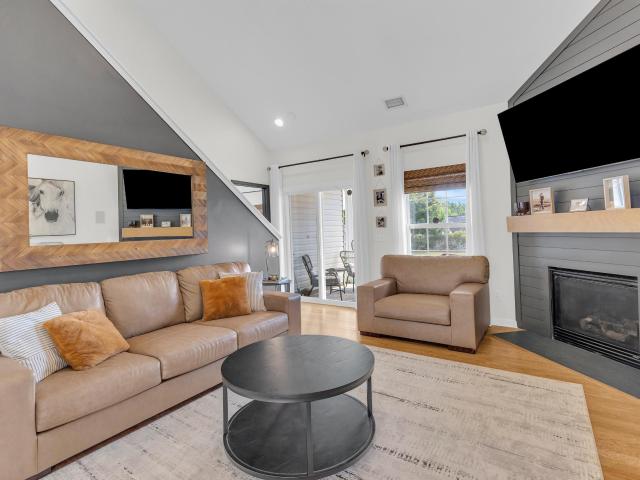 39 Pfeiffer Drive