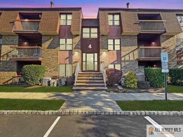 39 Powderhorn Ct Unit 391, Woodbridge Proper, NJ 07095