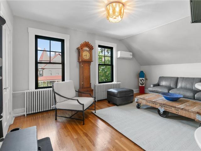 39 Powel Avenue 2