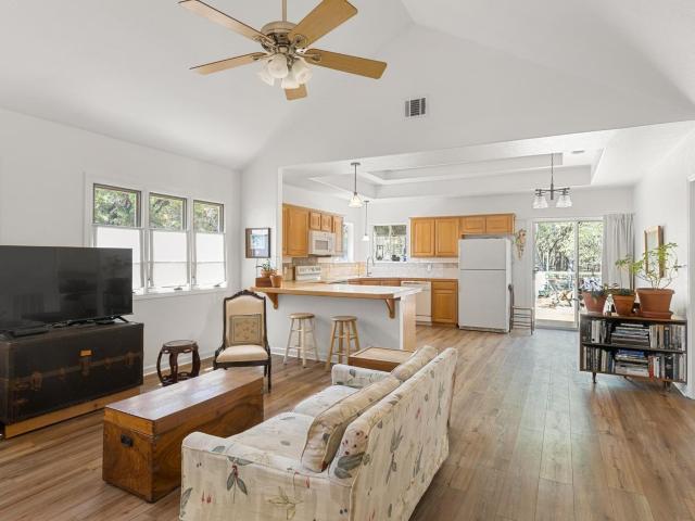 39 Pleasant Valley Rd
