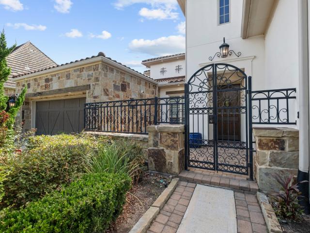 39 Quiet Vista Drive