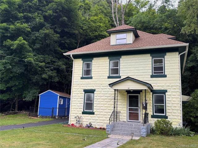 39 Reservoir Avenue
