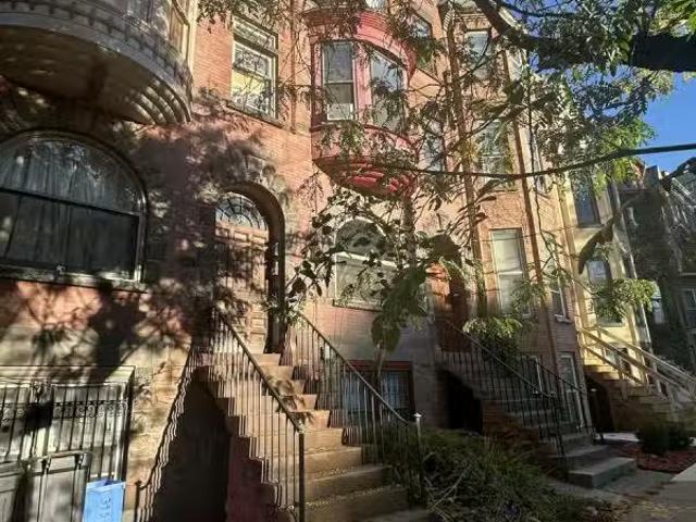 39 S Lake Avenue, Unit #2, Albany, NY 12203