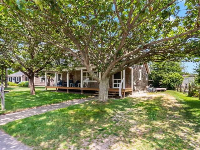 39 Salt Pond Way