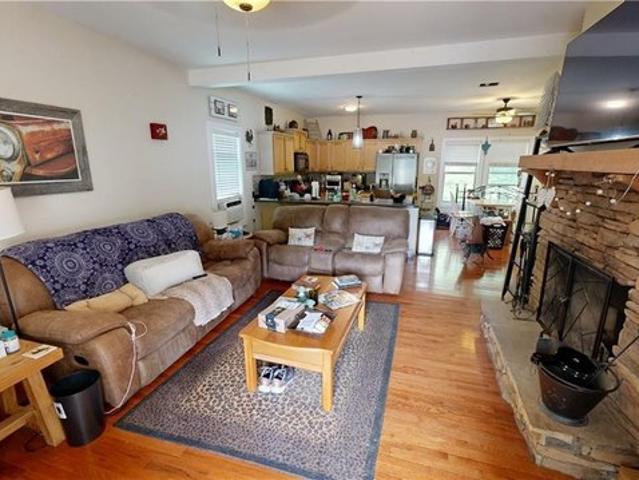 39 Sarahs Hollow Dr, Rockmart, GA 30153