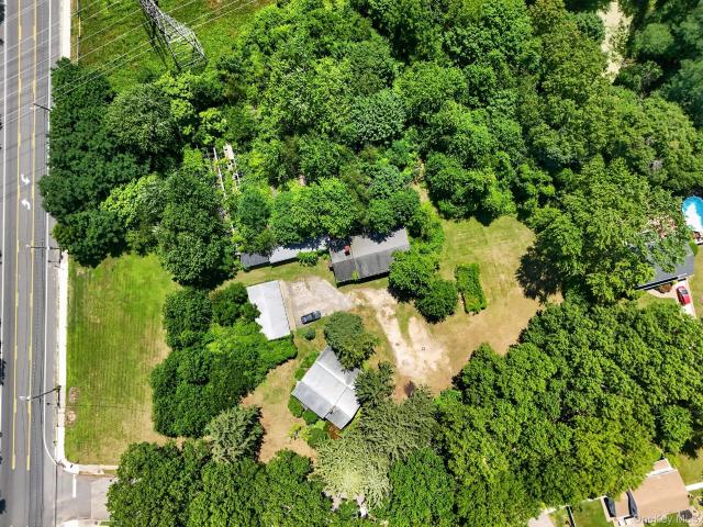 39 Seaman Neck Road 39
