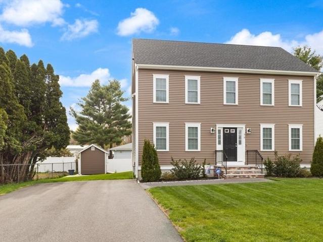 39 Sewell St, Brockton, MA 02301
