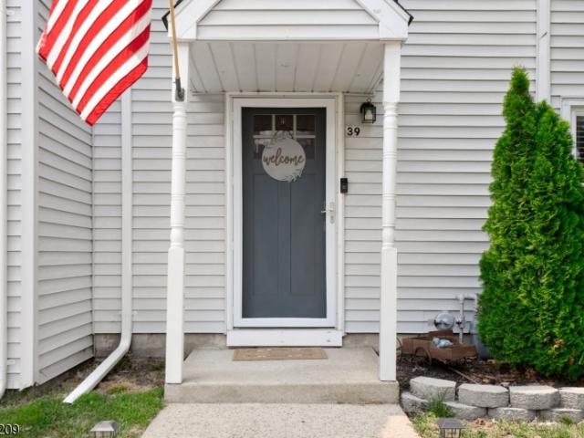 39 Shilling Way # 192