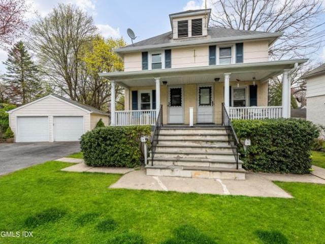 39 Sinawoy Rd #A Greenwich, CT 06807