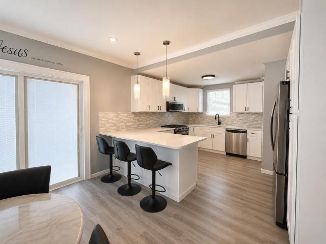 39 South Park Dr