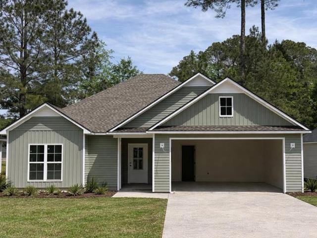 39 Sloans Village Way SE, Moultrie, GA 31768