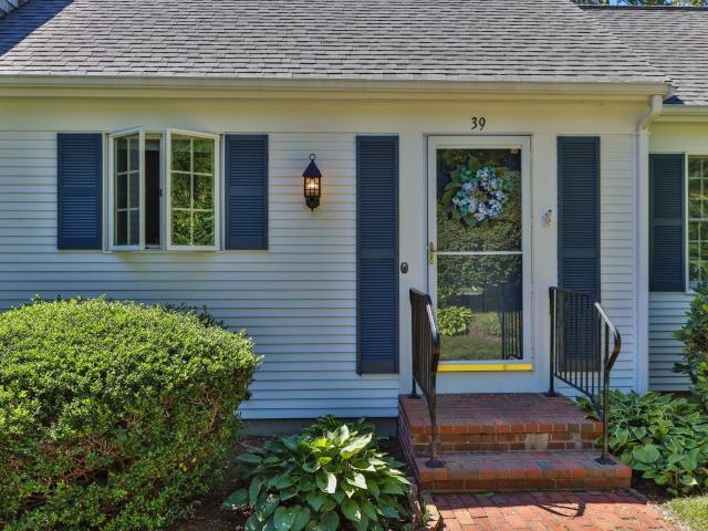 39 Spinnaker Ln