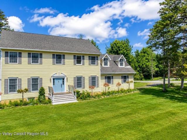 39 Summit Ln, Athens, NY 12015