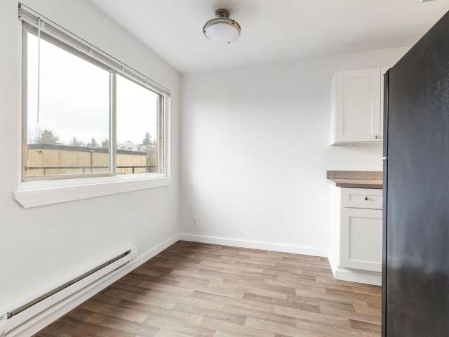 39th Ave Flats Studio Apartment for Rent at 5231 39th Ave S, Seattle, WA 98118 Columbia City
