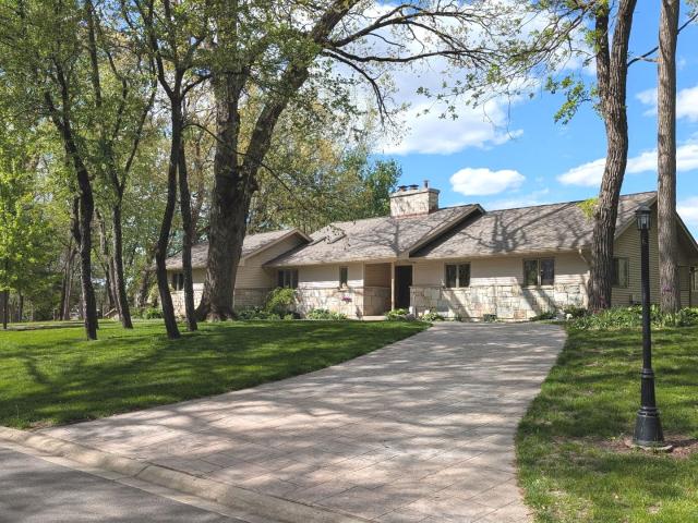 39W526 Lori Lane