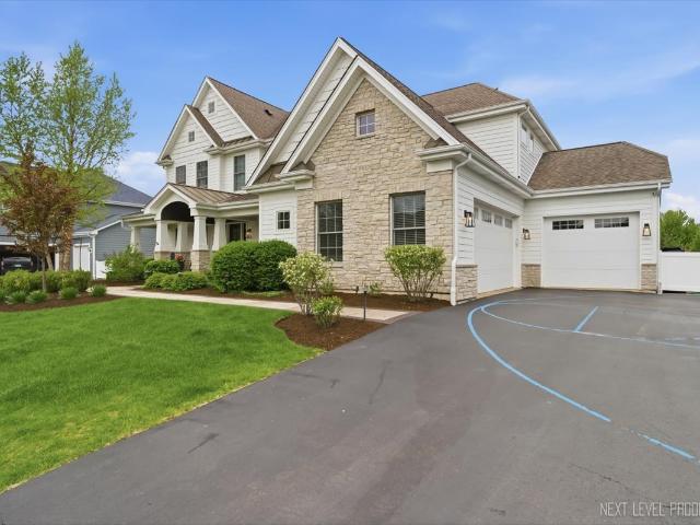 39W829 KELLAR Square
