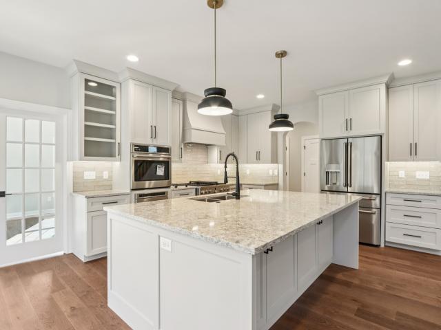 39W910 Catlin Square