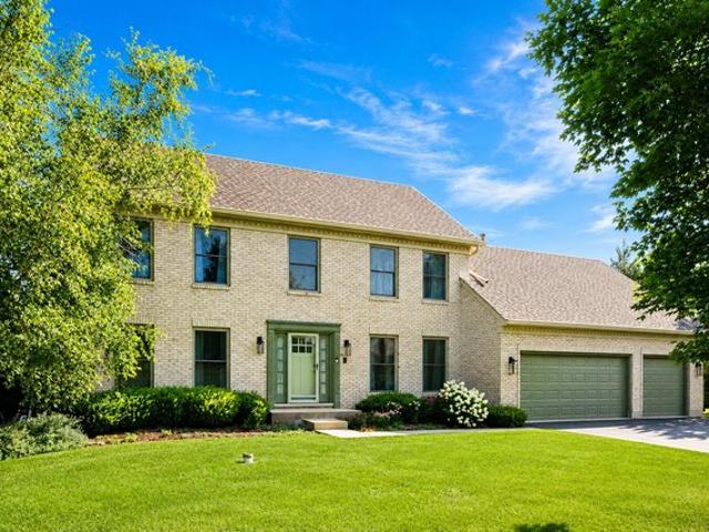 39W140 Baert Ln, Saint Charles, IL 60175