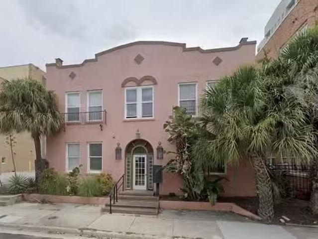 3 Multifam units available for rent in Sarasota, near Ringlin.