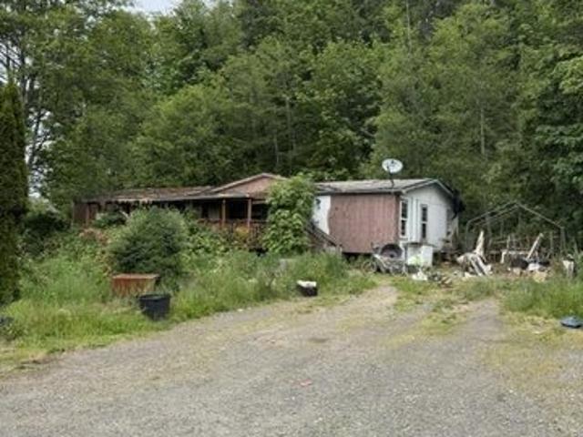 3 Malone Hill Rd, Elma, WA 98541