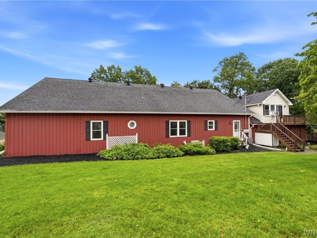 3 Maple Avenue