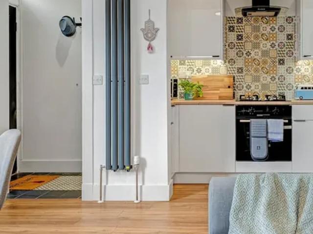 3 McLaren Terrace | Studio house for rent #167063013 | Rentberry