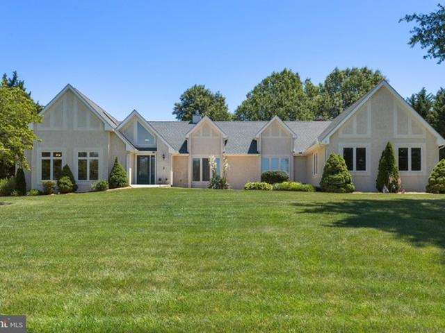 3 Meadow Dr, Middletown, DE 19709