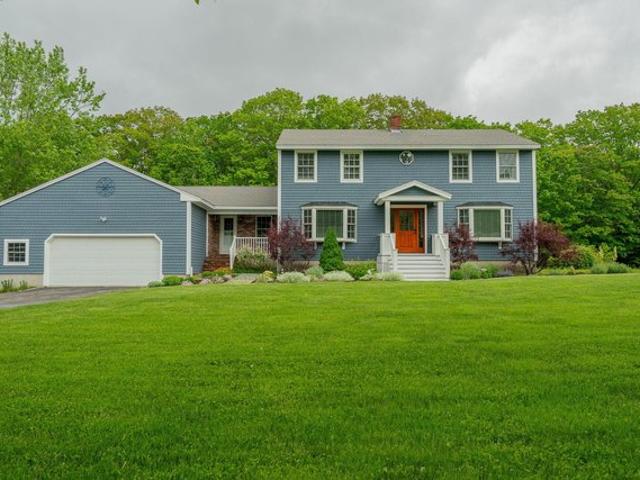 3 Memory Ln, Scarborough, ME 04074