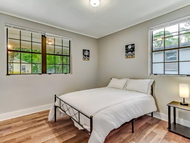 3 Min to Bus | ️ 10 Min Downtown | Newly Renov