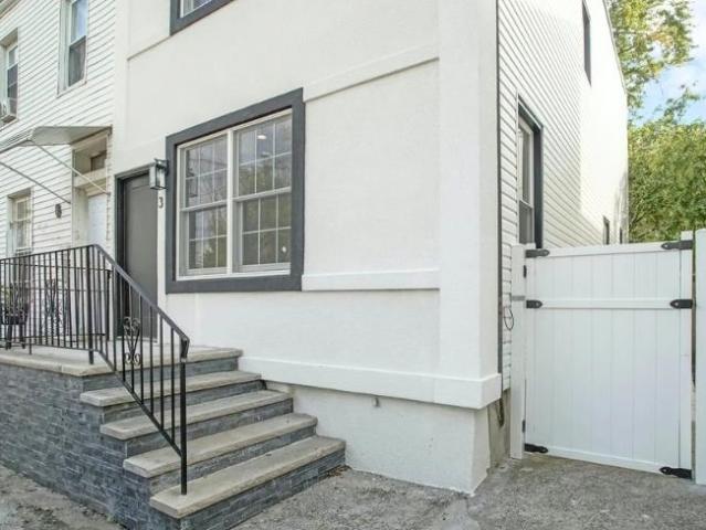 3 Minerva St
