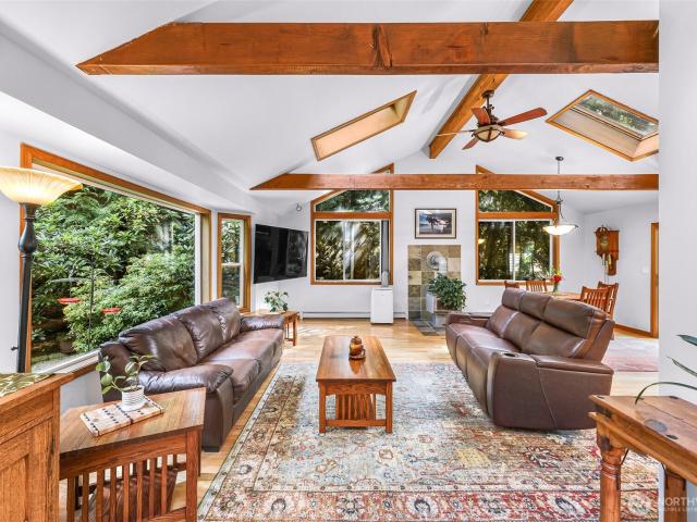 3 Misty Ridge Court