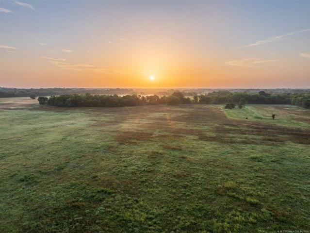 3 N 320 Rd, Morris, OK 74445