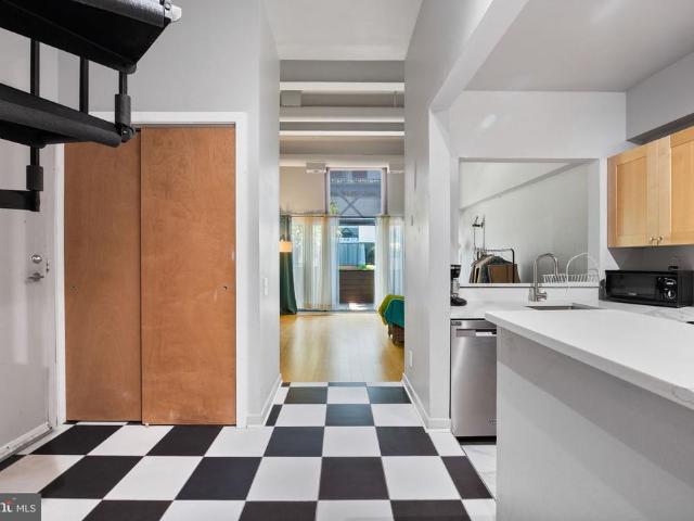 3 N Chris Columbus Boulevard # PL236